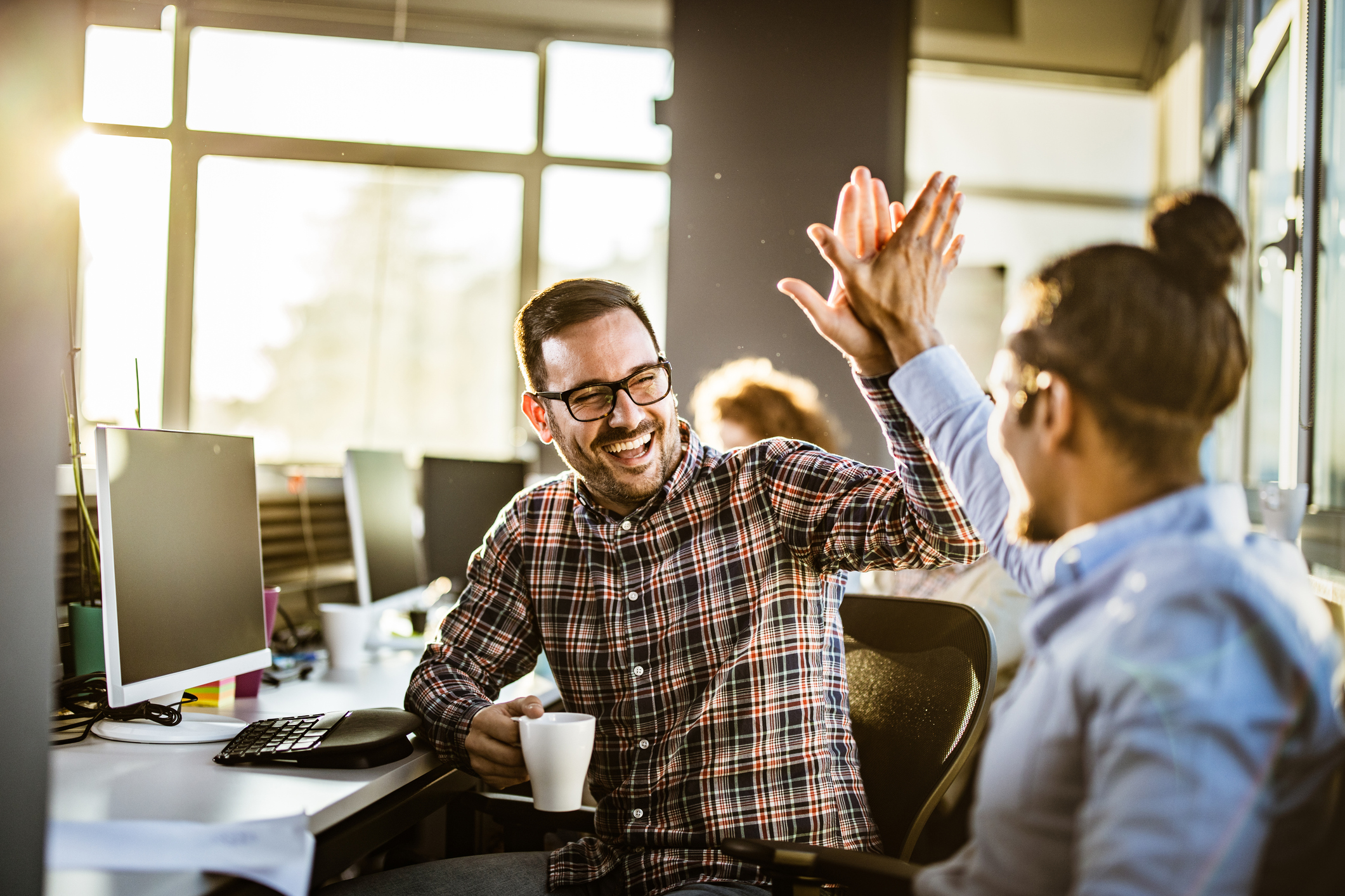 How to make friends at work: Employees guide - VirtualOffice.com